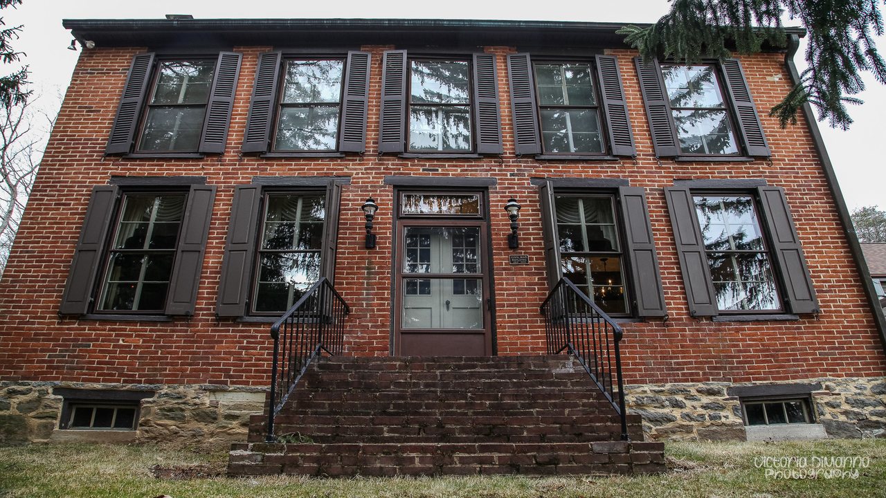 Ghost Hunts USA Hosting Overnight Hunt at the Haunted Baladerry Inn!